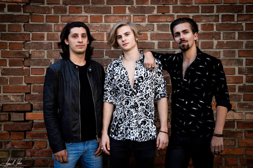 NINE LIVES – Dance With The Devil – Album Review – rockmagazine.net